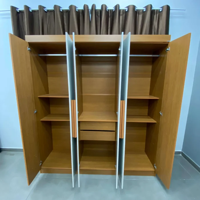 Guarda Roupa Cairo Casal 6 Portas 2 Gavetas Bianchi - Castelo dos Móveis